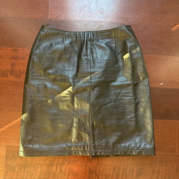 Wilsons Leather | Skirts | Vintage Wilsons Maxima Leather Mini Skirt ...